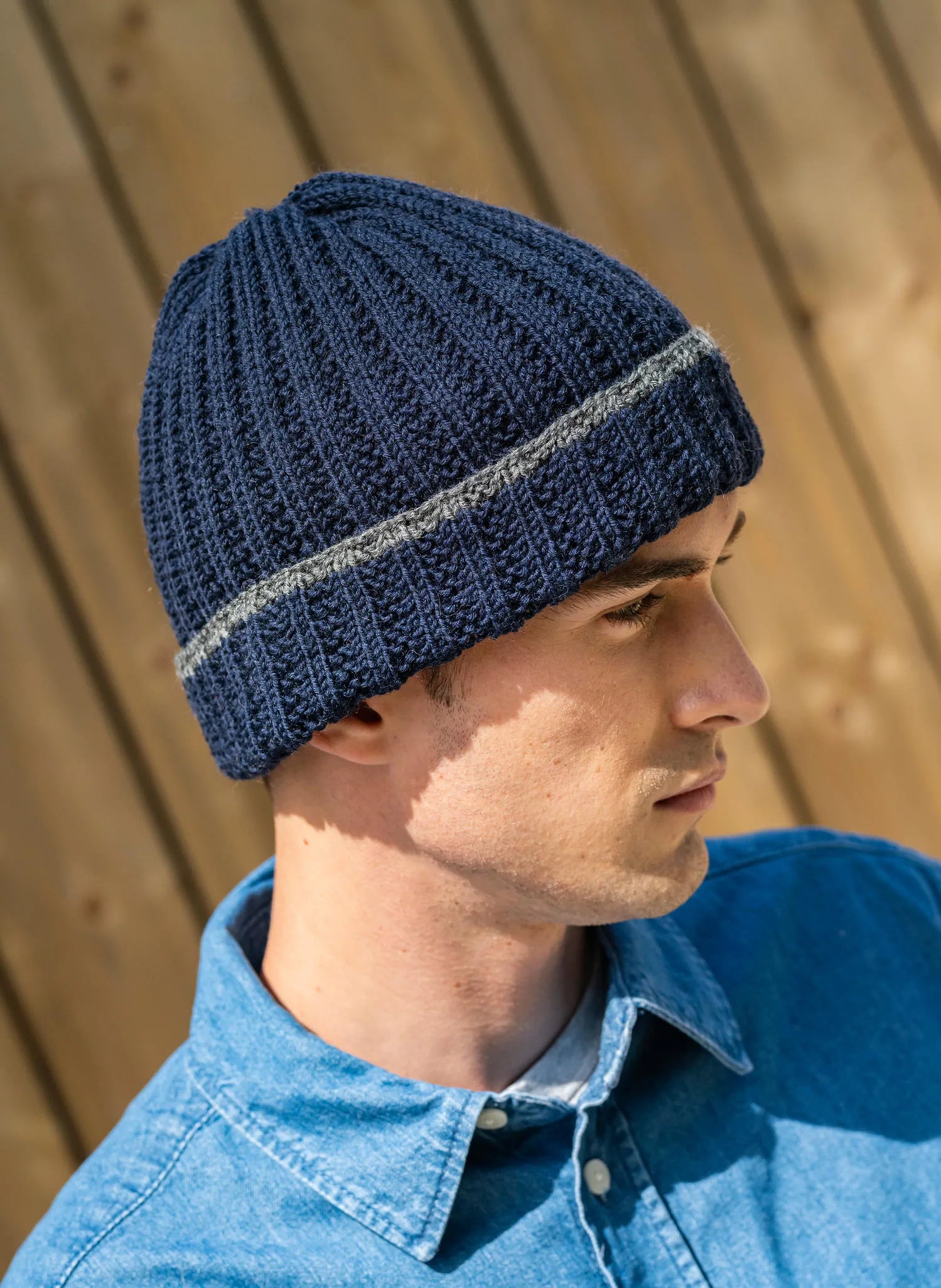 Milo two-tone cuffed beanie – Bergère de France Canada